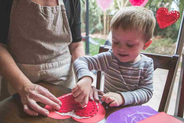 Valentine crafts for kids: Heart Collage