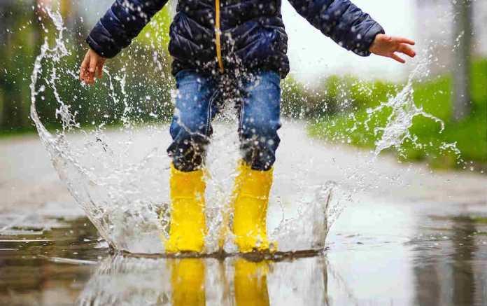 50 Super Fun Rainy Day Activities For Kids of All Ages
