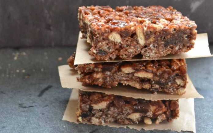 No Bake "Kitchen Sink" Refrigerator Cake is Simple, Quick & Easy