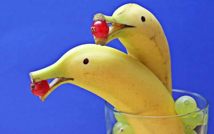 Try These Kid Friendly Fruit Snack Ideas to Get Your Five a Day