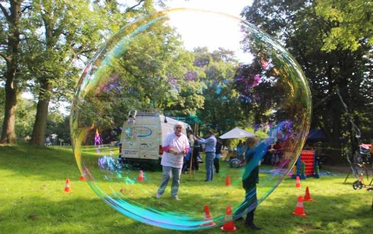 Fun Bubble Ideas and Bubble Mixture to Make Giant Bubbles
