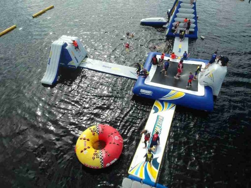 Top Spots in Ireland for Swimming and Splashing Fun with the Family