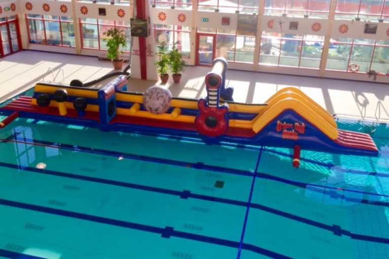 Top Spots in Ireland for Swimming and Splashing Fun with the Family