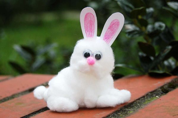 10 of the Cutest, Fluffiest Cotton Wool Craft Ideas for Kids
