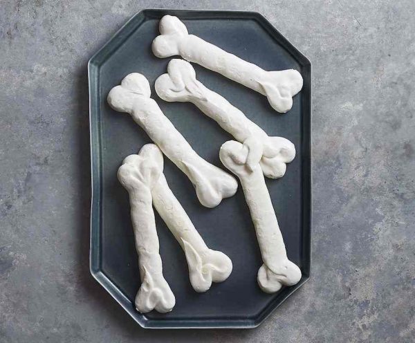 16 Spooky Halloween Party Food Ideas for a Scary Feast