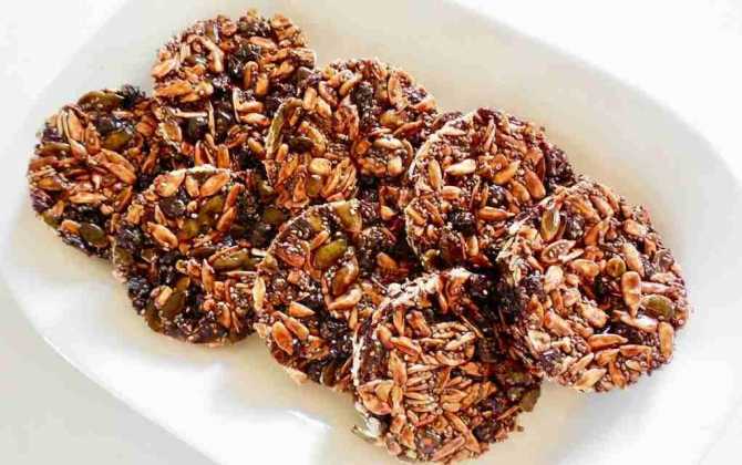 8 Easy and Healthy Lunchbox Bars for Hungry Kids