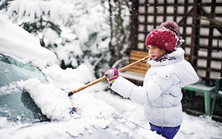 Top Tips for Winter Driving with Children