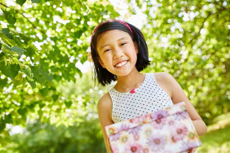 5 Unique Gifts for Kids to Surprise and Delight