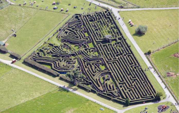 Have a Real Adventure! 15 of the Best Mazes in the UK