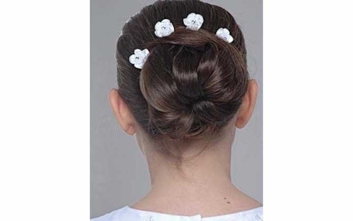 48 Simply Stunning First Communion Hairstyles for Girls