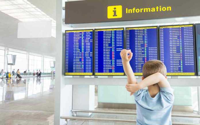 How to Keep Children Entertained During Flight Delays
