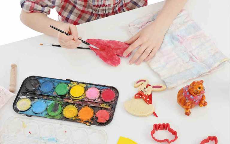 Mess-Free Fun with These 10 No-Glue Crafts for Preschoolers