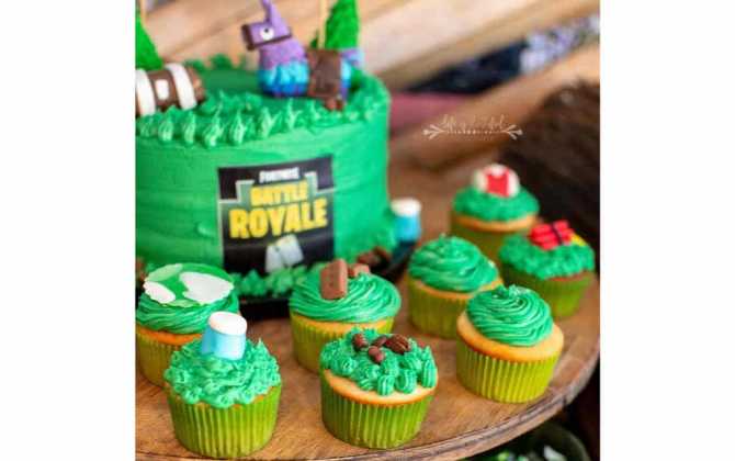 30+ Fortnite Party Food Ideas That Are Totally Floss-Worthy!