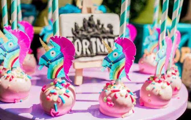 30+ Fortnite Party Food Ideas That Are Totally Floss-Worthy!