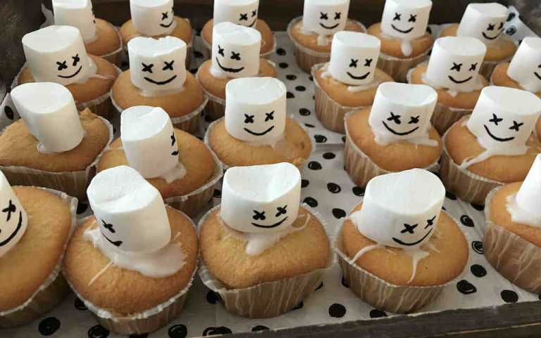 30+ Fortnite Party Food Ideas That Are Totally Floss-Worthy!
