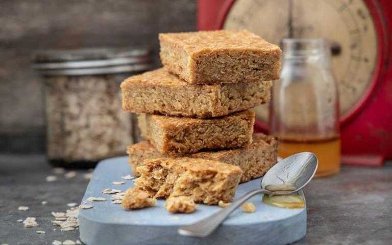 These Easy Homemade Flapjacks Are a Deliciously Simple Treat