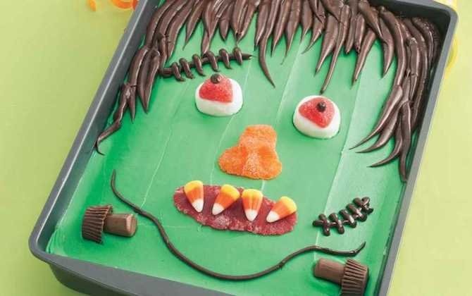 30 Spookily Easy Halloween Cake Ideas to Make at Home