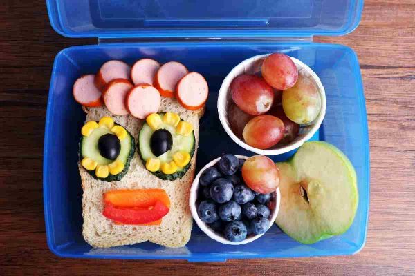 Download our FREE Build Your Own Lunchbox Sheet to Make Lunch Prep Easier